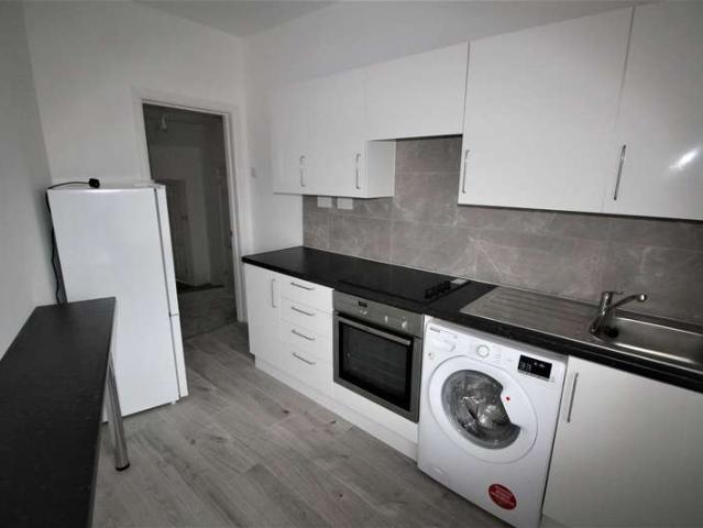 1 Bedroom Apartment Flat