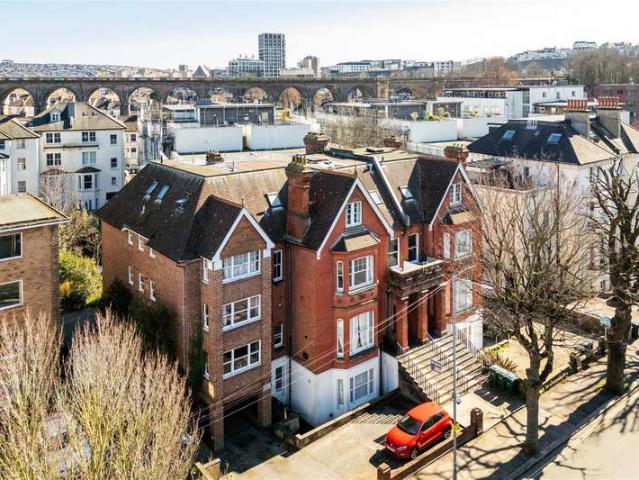 1 Bedroom Apartment Flat