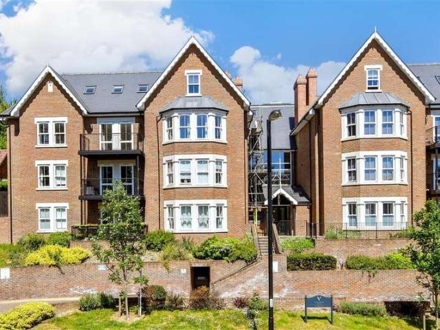 1 Bedroom Apartment Flat