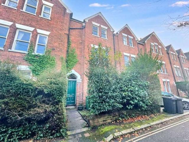 1 Bedroom Apartment Flat