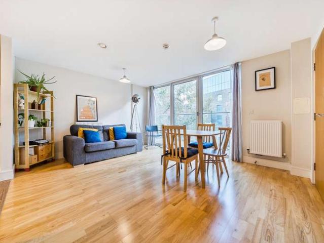1 Bedroom Apartment Flat