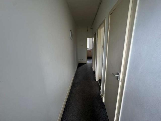 1 Bedroom Apartment Flat