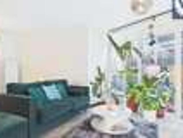 1 Bedroom Apartment Flat