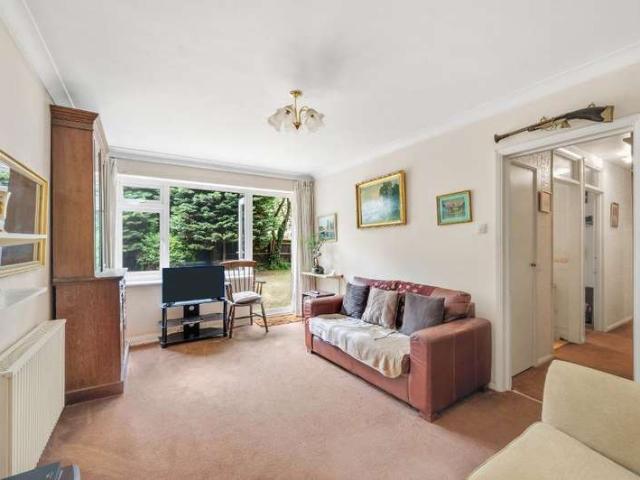 1 Bedroom Apartment Flat