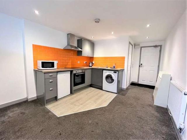 1 Bedroom Apartment Flat