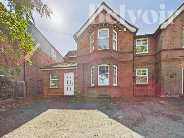 1 Bedroom Apartment Flat