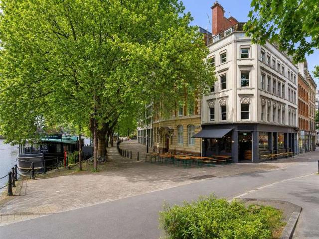 1 Bedroom Apartment Flat
