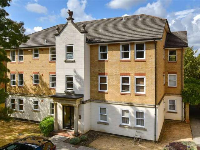 1 Bedroom Apartment Flat