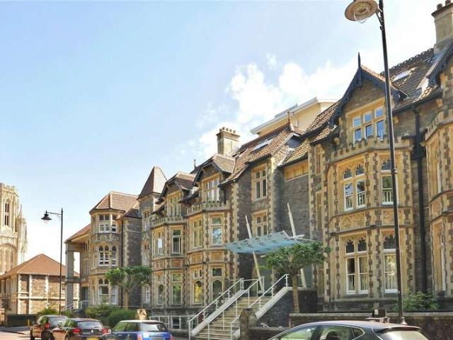 1 Bedroom Apartment Flat