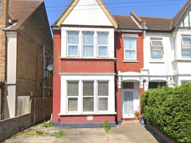 1 Bedroom Apartment Flat