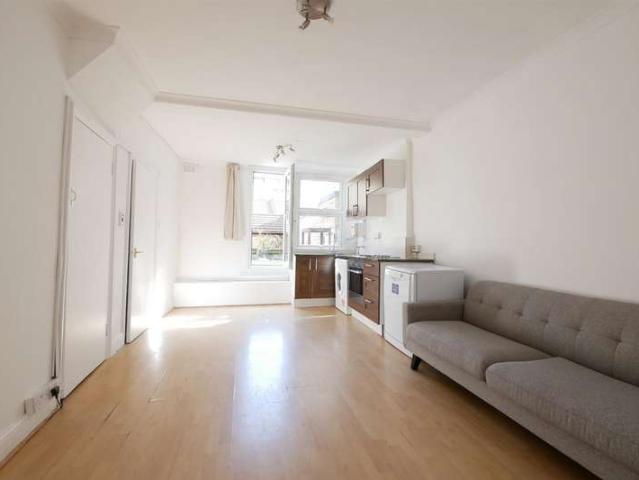 1 Bedroom Apartment Flat