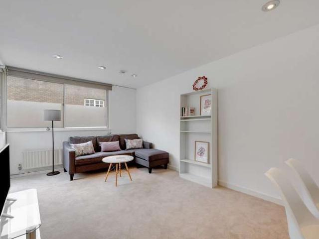 1 Bedroom Apartment Flat