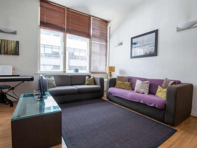 1 Bedroom Apartment Flat