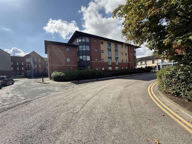 1 Bedroom Apartment Flat