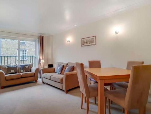 1 Bedroom Apartment Flat