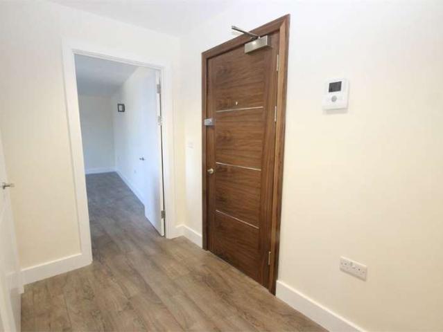 1 Bedroom Apartment Flat