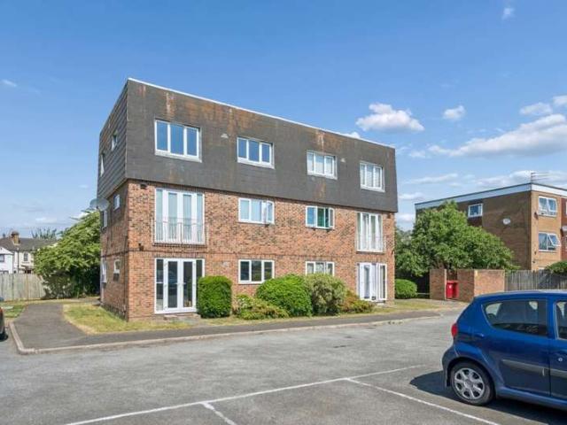 1 Bedroom Apartment Flat