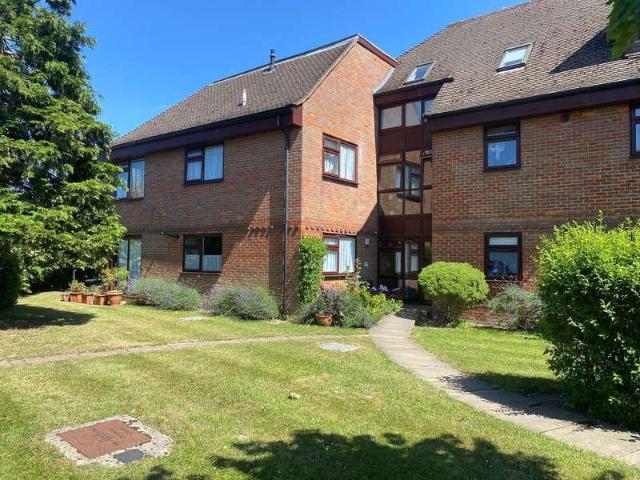 1 Bedroom Apartment Flat