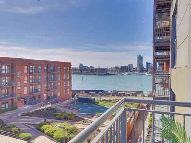 1 Bedroom Apartment Flat