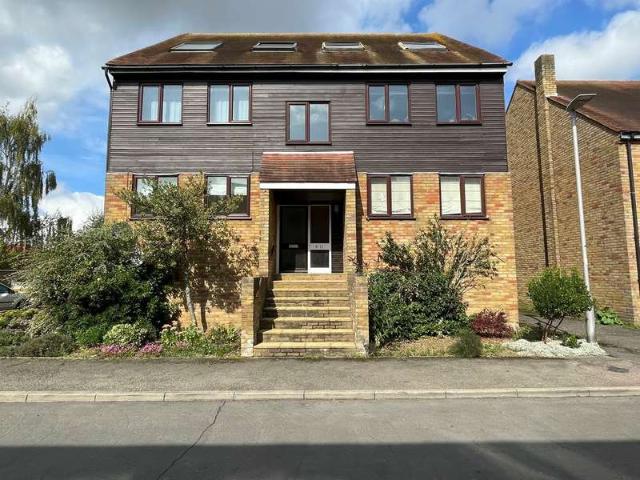 1 Bedroom Apartment Flat
