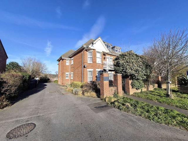 1 Bedroom Apartment Flat