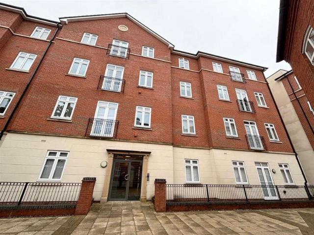1 Bedroom Apartment Flat