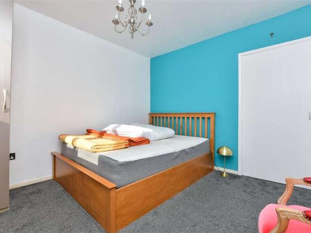 1 Bedroom Apartment Flat