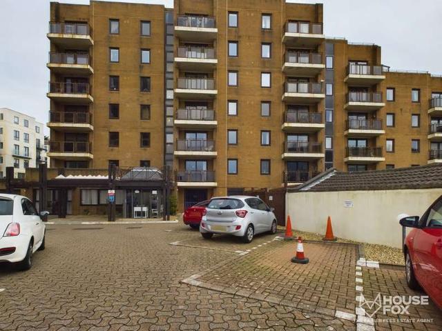 1 Bedroom Apartment Flat