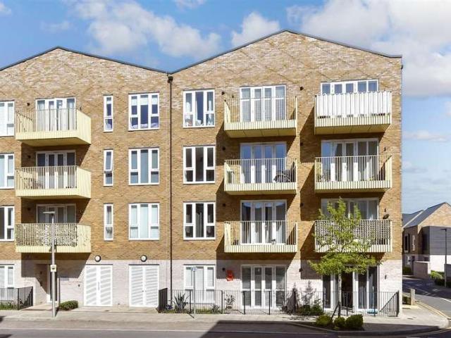 1 Bedroom Apartment Flat