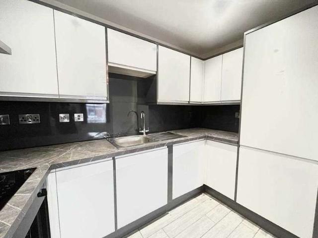 1 Bedroom Apartment Flat