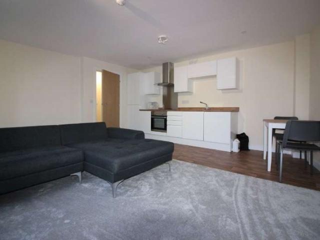 1 Bedroom Apartment Flat