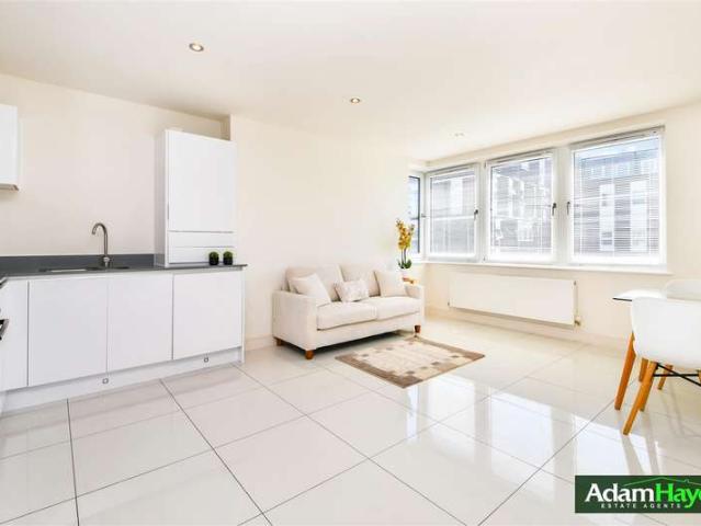 1 Bedroom Apartment Flat