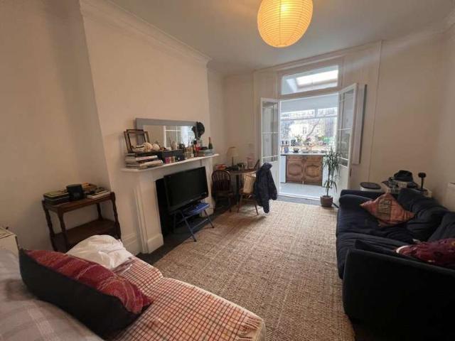 1 Bedroom Apartment Flat