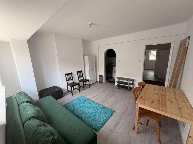 1 Bedroom Apartment Flat