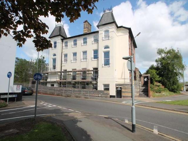 1 Bedroom Apartment Flat