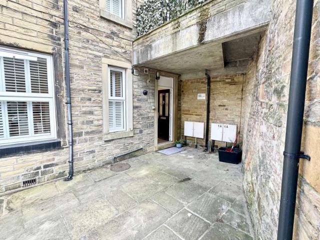 1 Bedroom Apartment Flat