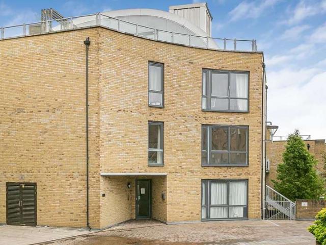 1 Bedroom Apartment Flat