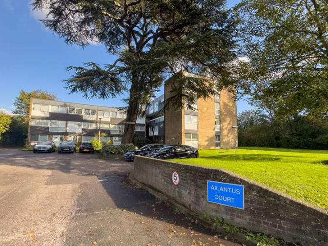 1 Bedroom Apartment Flat
