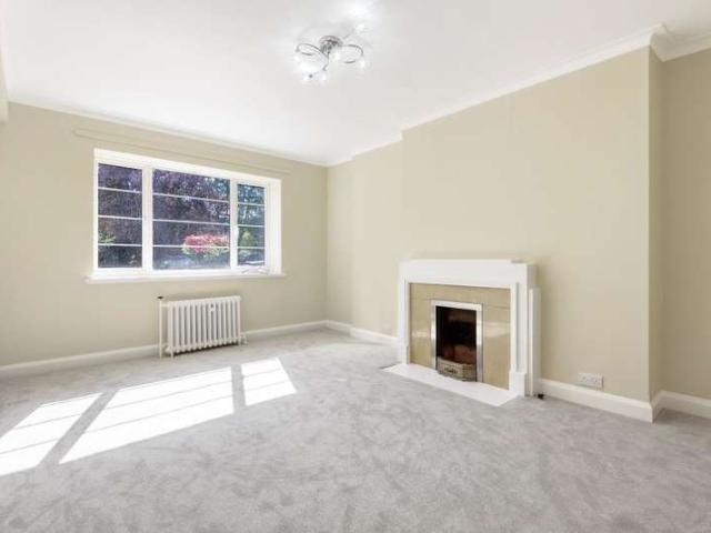 1 Bedroom Flat