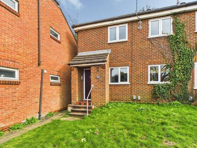1 Bedroom Apartment Flat
