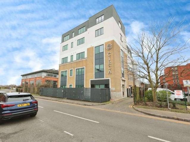 1 Bedroom Apartment Flat