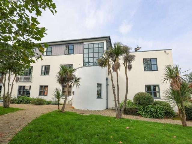 1 Bedroom Apartment Flat