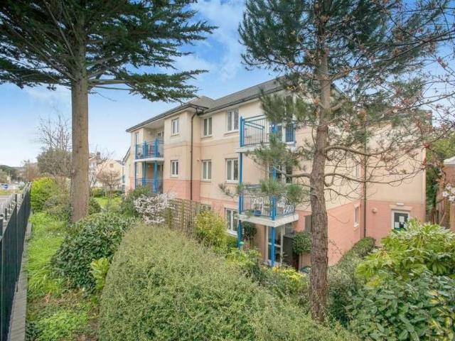1 Bedroom Apartment Flat