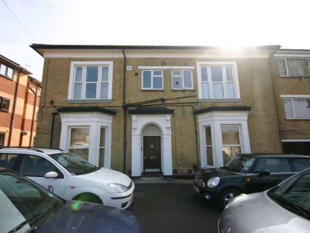 1 Bedroom Apartment Flat