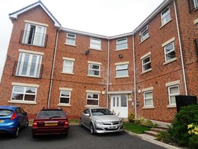 1 Bedroom Apartment Flat