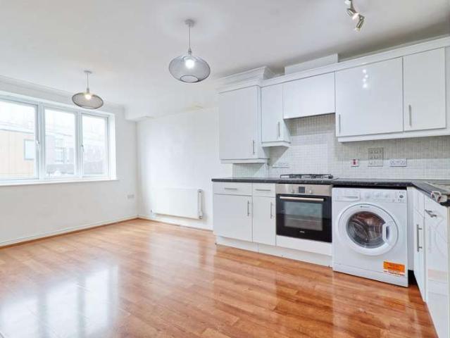 1 Bedroom Apartment Flat
