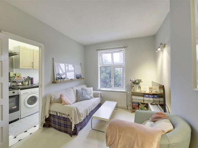 1 Bedroom Apartment Flat