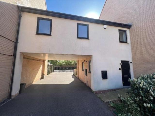 1 Bedroom Apartment Flat