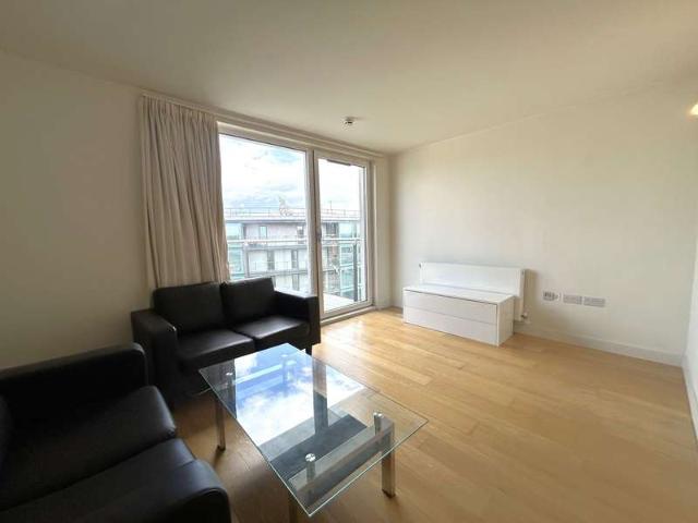 1 Bedroom Apartment Flat