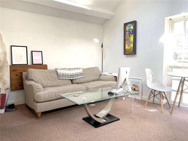 1 Bedroom Apartment Flat